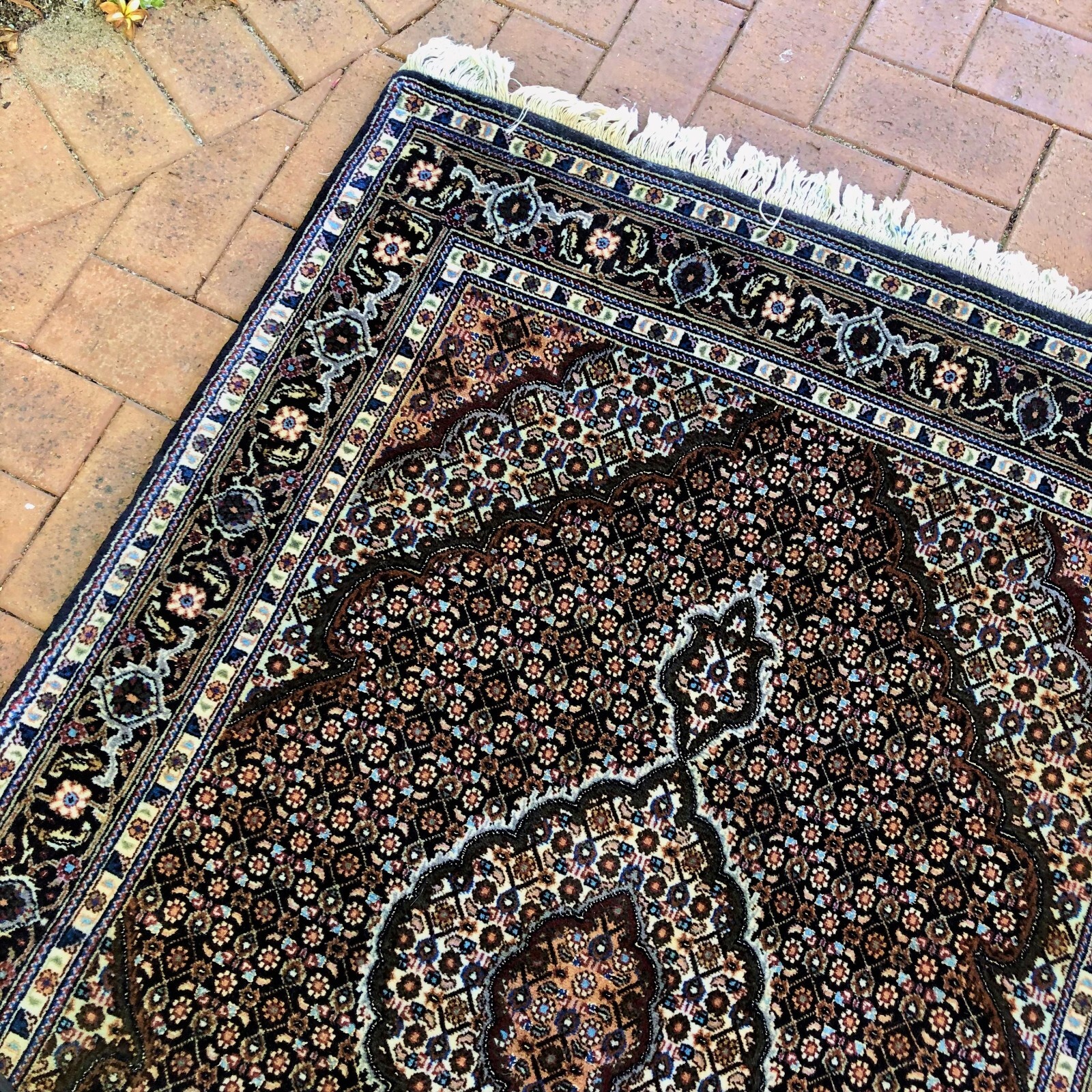 Authentic Hand-Knotted Certified MAHI TABRZ PERSian Rug (158 cm x 110 ...