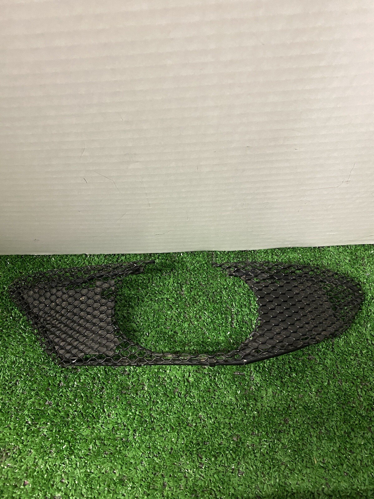 02-07 Mercedes W203 C230 C32 AMG Sport Front Bumper Mesh Grille CENTER ...