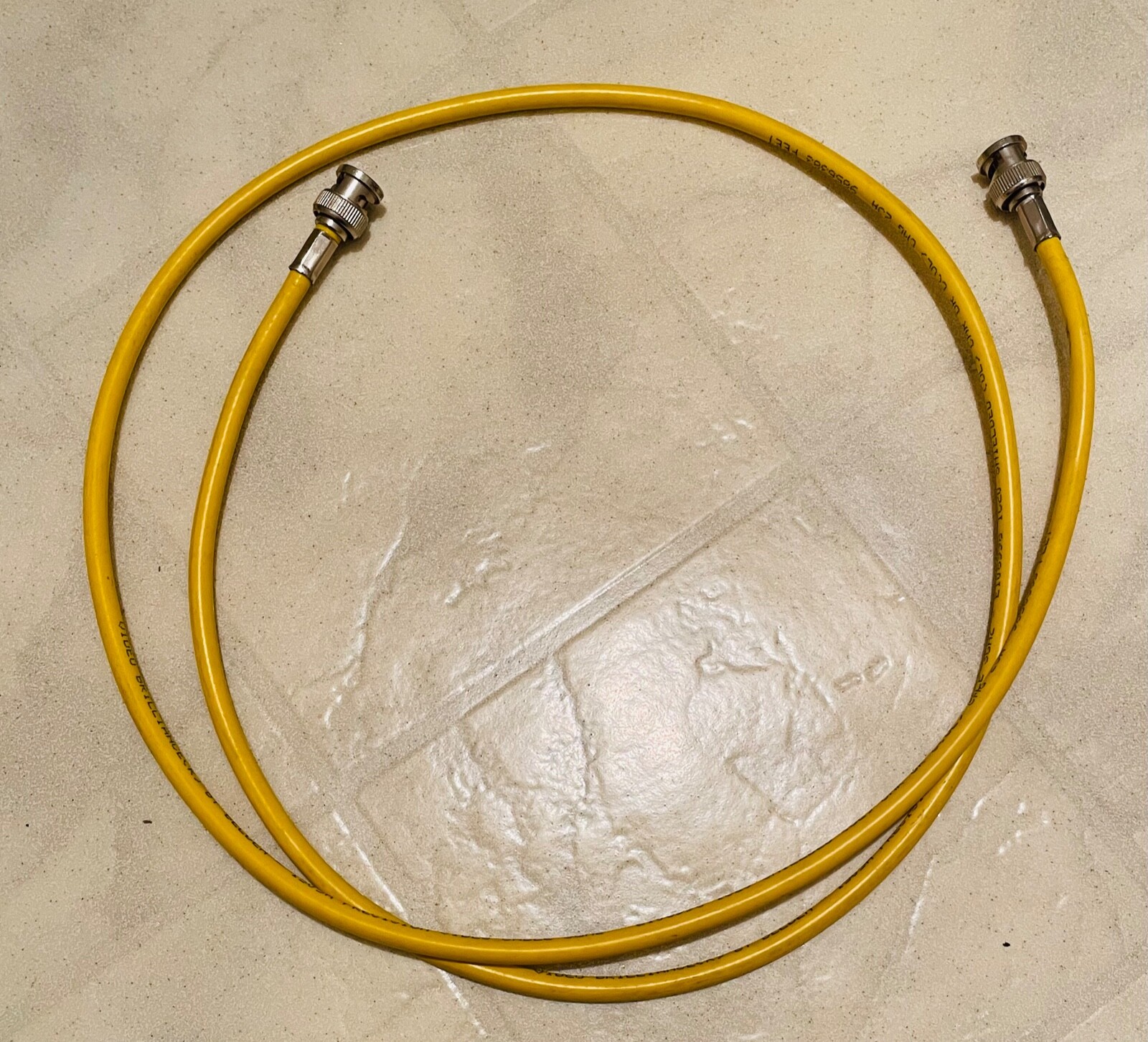 Belden 1505A Precision Coax Video Cable 3GHZ/male YELLOW 4' | eBay