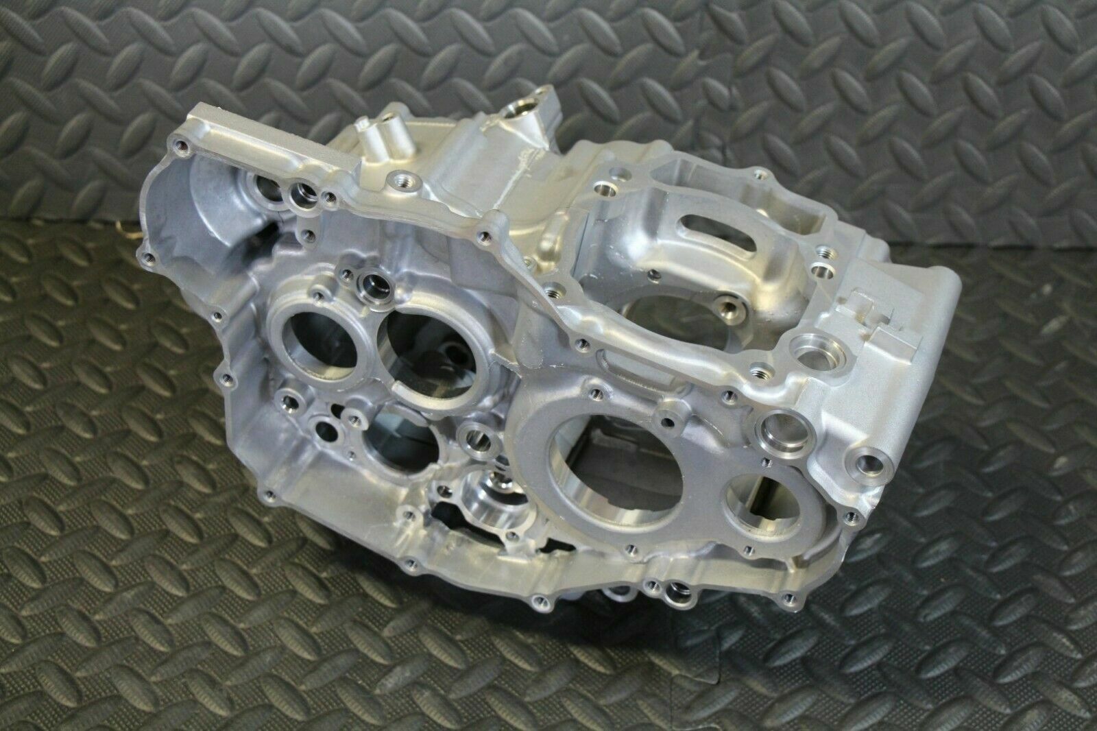 NEW Yamaha YFZ450 YFZ 450 Engine Left Right Center Cases Case YFZ 450 ...