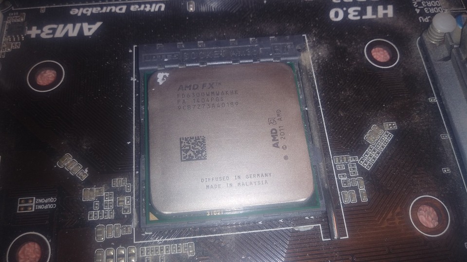 Gigabyte GA-970A-D3P AMD 970 AM3 Motherboard w/ amd FX FD6300 CPU & CPU ...