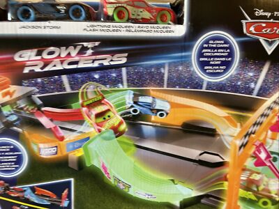 DISNEY CARS GLOW RACERS LAUNCH & CRISS CROSS GLOW RACE SET GLOWS IN THE ...