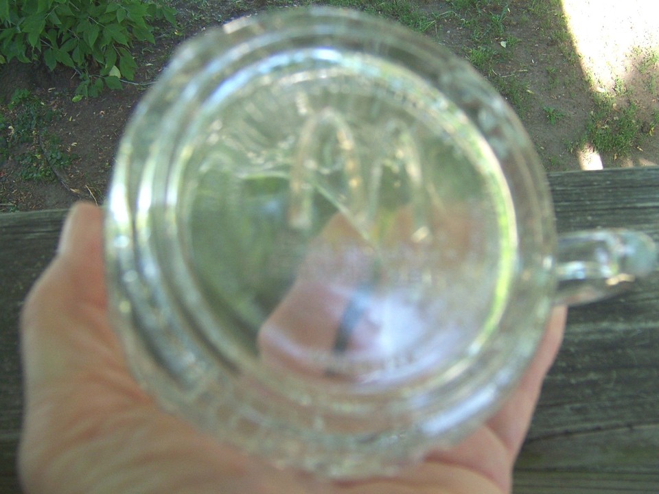 Batman Forever 1995 McDonalds THE RIDDLER Glass Embossed Mug DC Comics ...