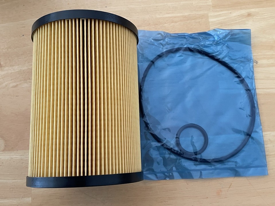 NEW Genuine Mitsubishi FUSO Fuel Filter FK FM 2005-2010 SEE DESCRIPTION ...