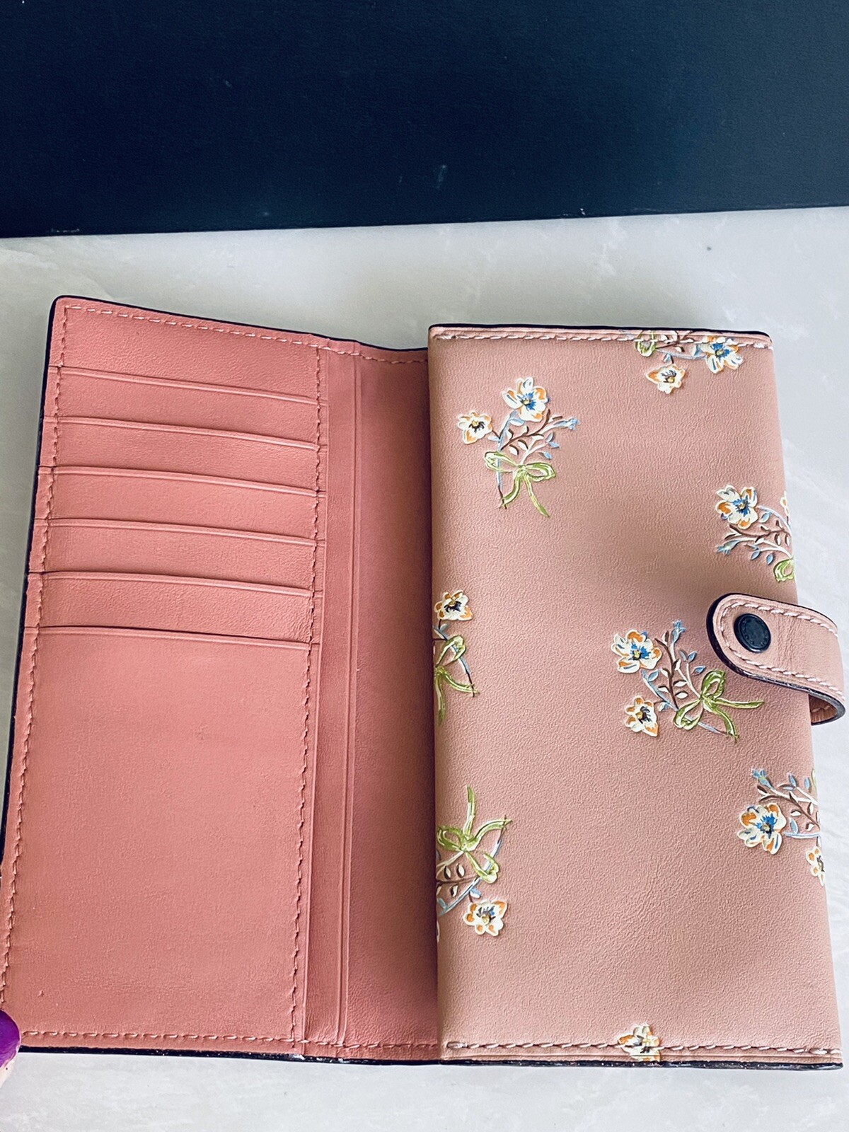 COACH DUSTY ROSE FLOWER & BOW SLIM TRIFOLD SNAP WALLE… - Gem