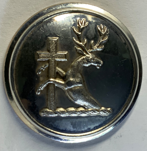 DEMI-STAG REGARDANT HUGGING A PASSION CROSS 26mm S-P LIVERY COAT BUTTON ...