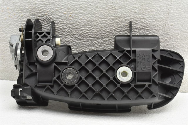 12 Porsche Panamera 4s Rear Right Exterior Door Handle Bracket Mount ...