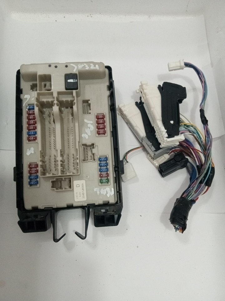 P/N 284B7JK00A 2007-2011 INFINITI EX35 G35 G37 IPDM FUSE RELAY MODULE ...