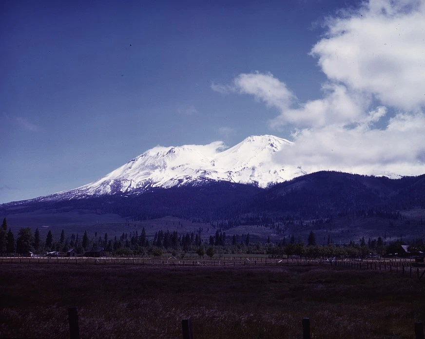Cascade Mountain Range Volcanoes
