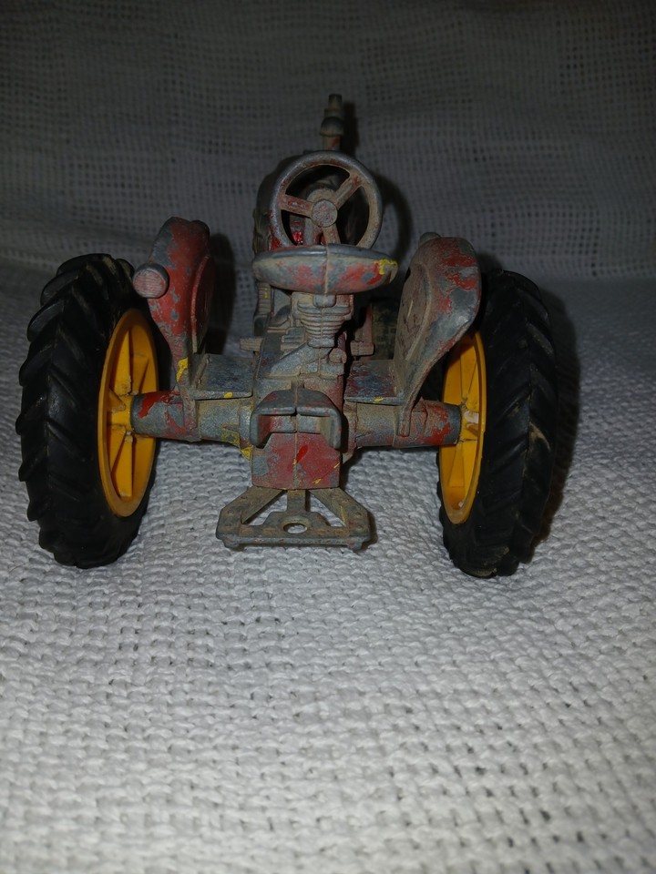 ERTL 1/16 Massey Harris 44 Cast Metal Tractor Toy Collector Edition *No ...