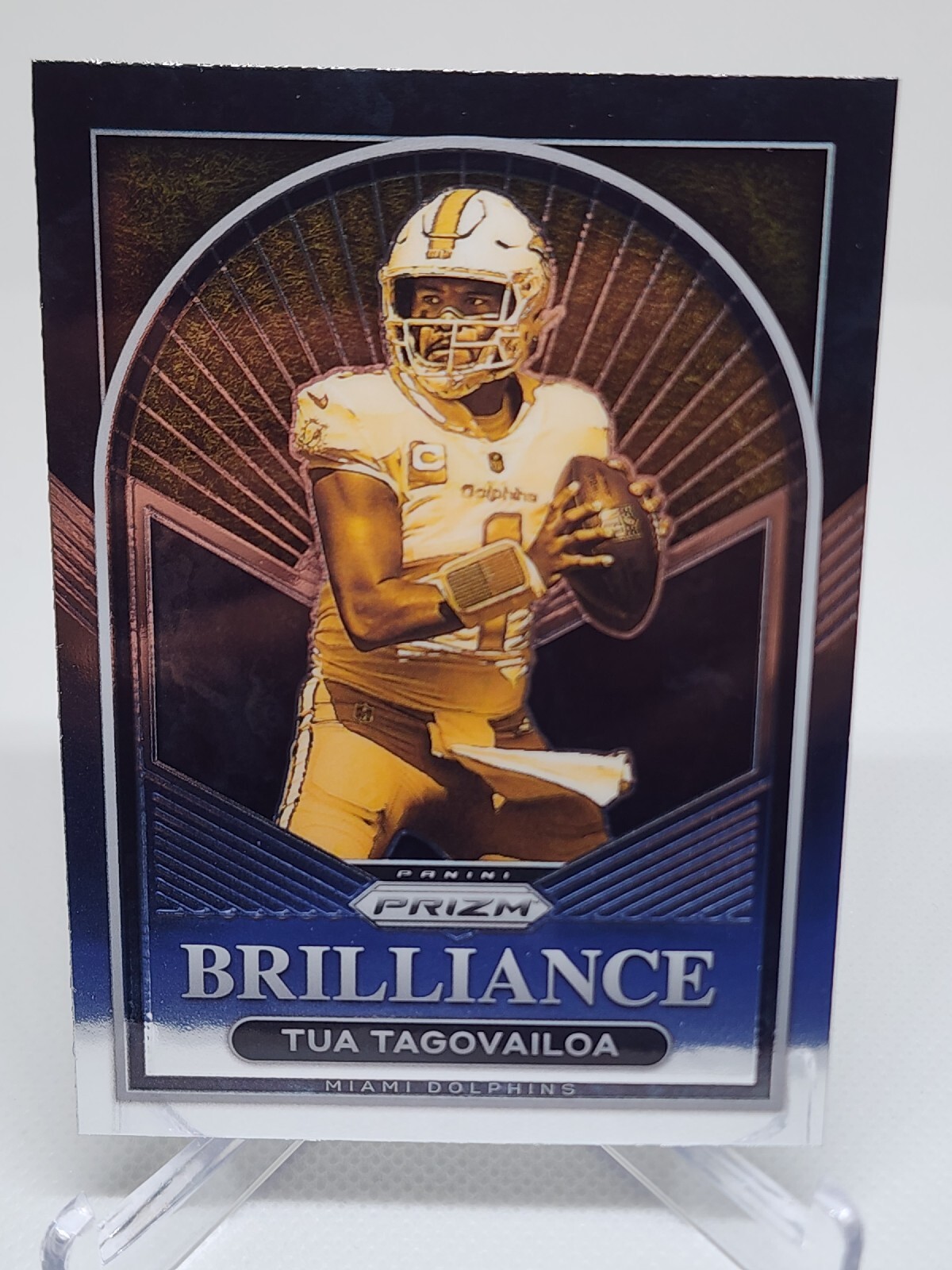 2022 Panini Prizm Tua Tagovailoa Brilliance Insert Dolphins B-19 ...