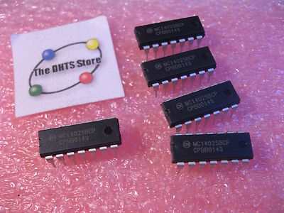 MC14025BCP Motorola CMOS Tripple 3-Input NOR Gate IC Plastic 4025 - NOS ...