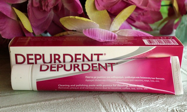 Depurdent Emoform Swiss Toothpaste Polishing Whitening.for a Radiant ...