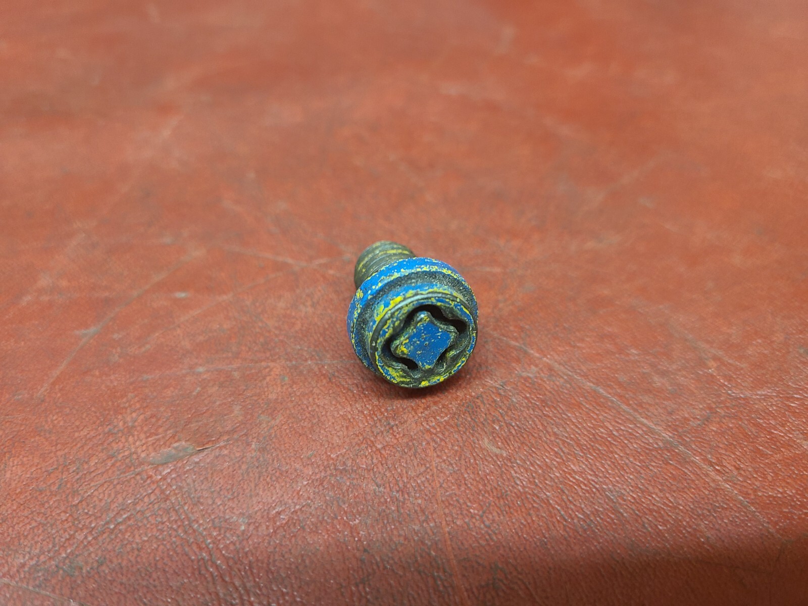 80-90s GM Buick Cadillac Oldsmobile Wire Hubcap Locking Bolt Lug BLUE ...