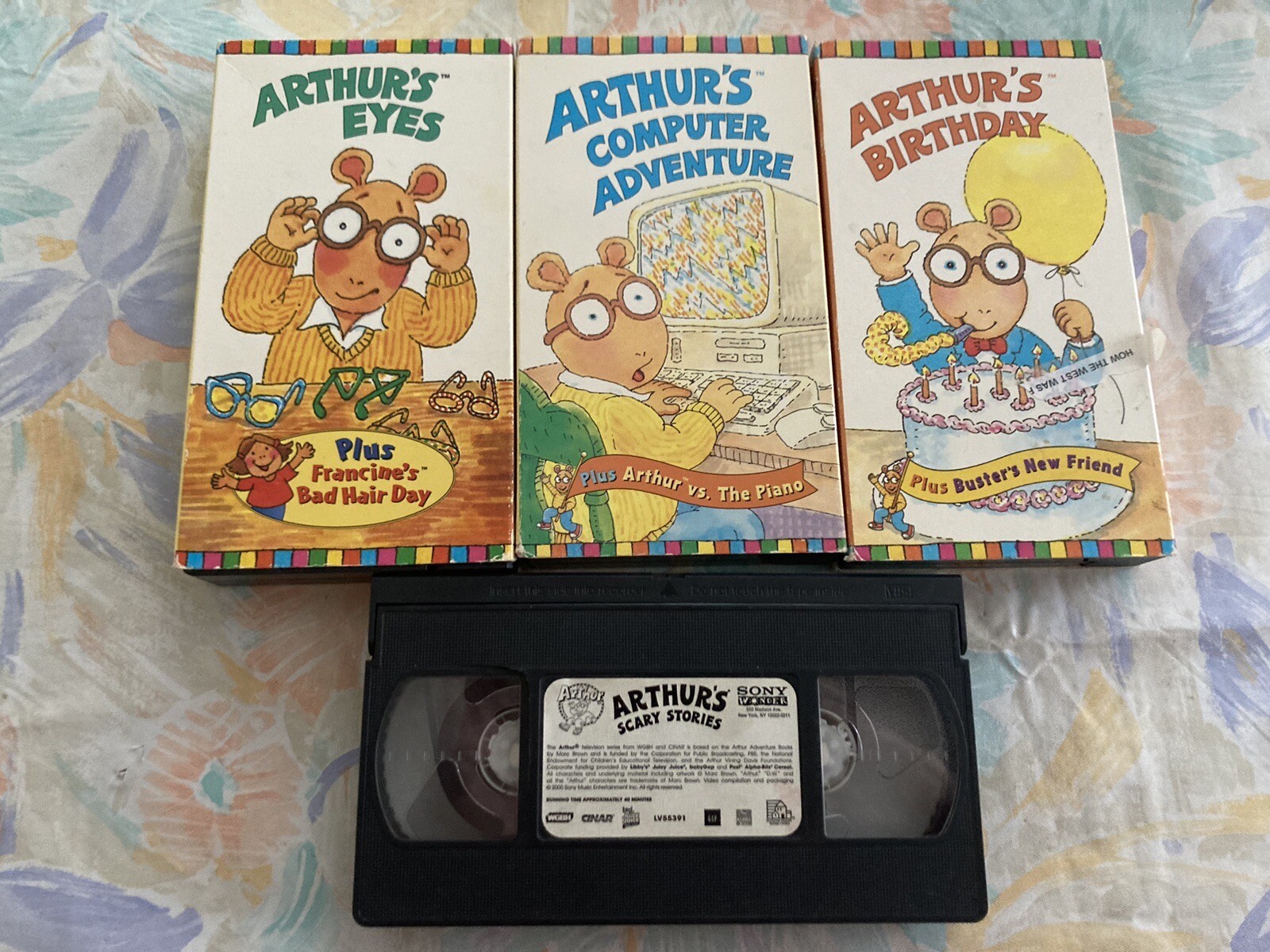 4 VHS~ Arthurs Computer Adventure Arthur’s Eyes, Arthur Scary Story And ...