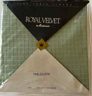 Royal Velvet by Fieldcrest Oval 60"X102" GREENMIST Permanent Press ...