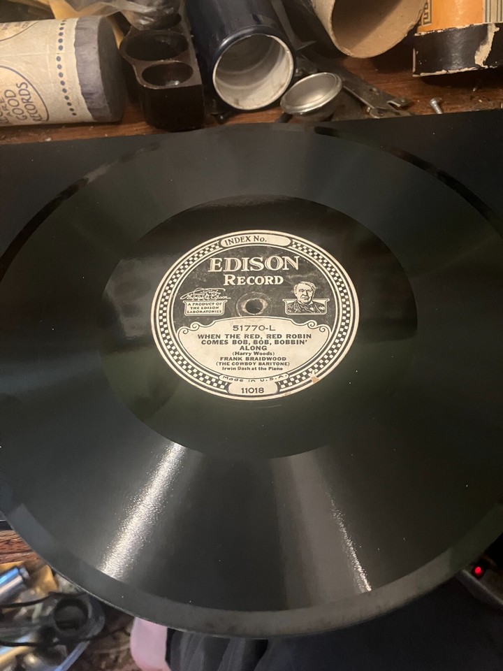 Edison Diamond Disc Record #51770 "Whne the Red Red Robin" Frank ...