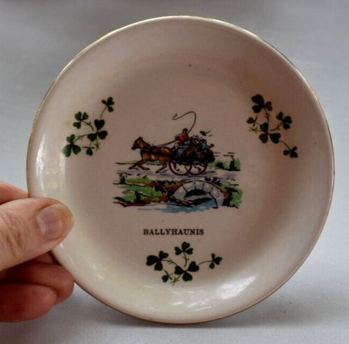 CARRIGALINE Pottery Cork, Ireland Irish Plate Shamrock Horse Plate Bowl ...