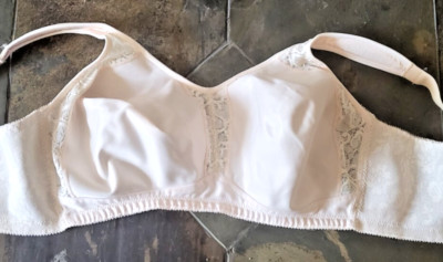 40DD Playtex 18 Hour All-Around Smoothing Wireless Full Coverage Bra ...