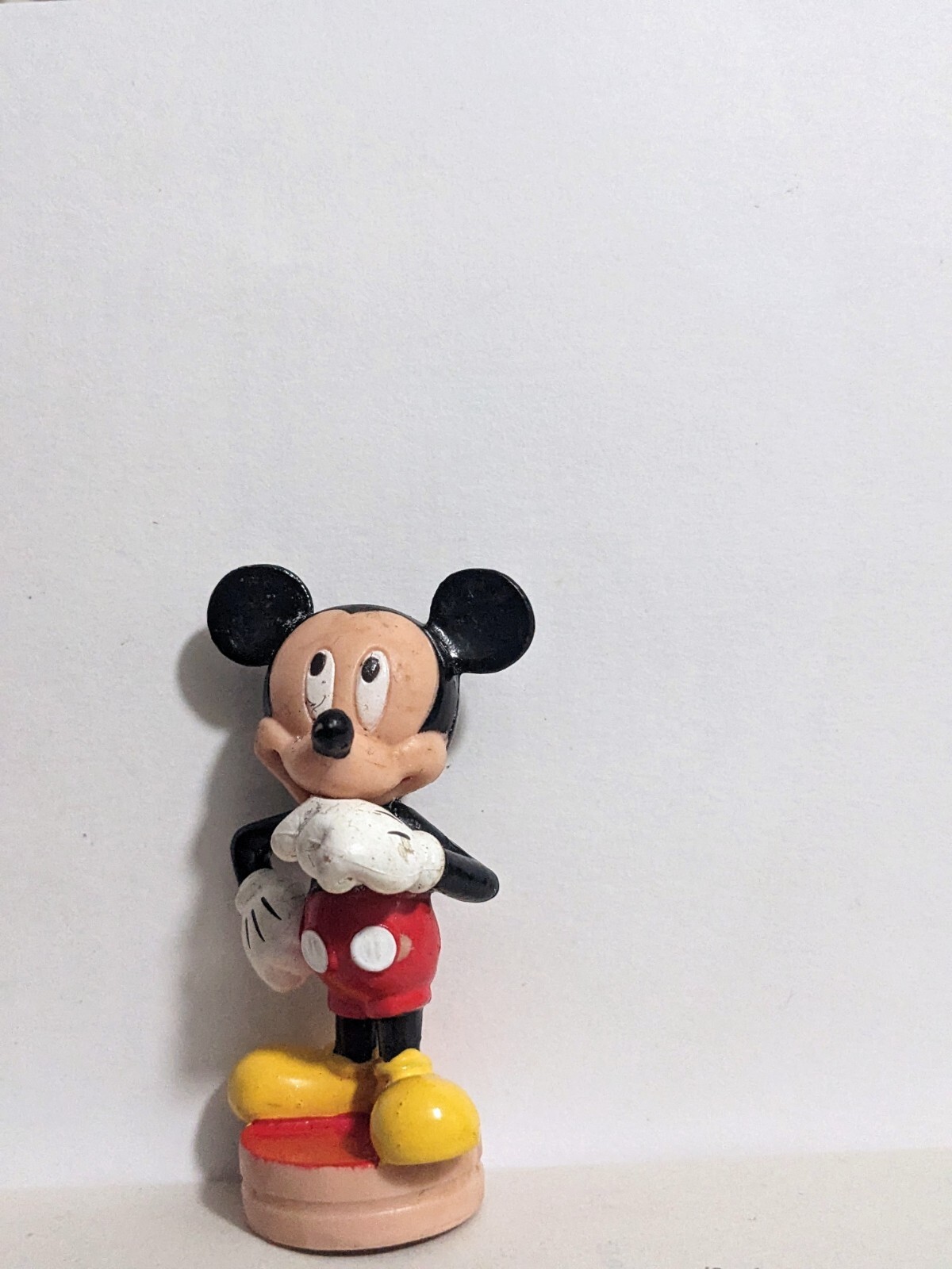 Disney Vinyl Painted Figure: CLASSIC MICKEY MOUSE Thinking POSE 2.5 ...