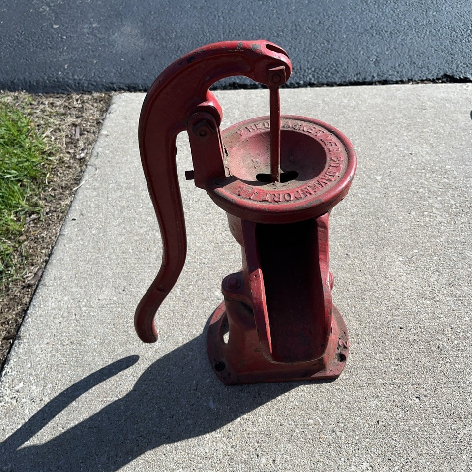 Antique Vintage Cast Iron Red Jacket Red Manual Hand Well Water Pitcher ...