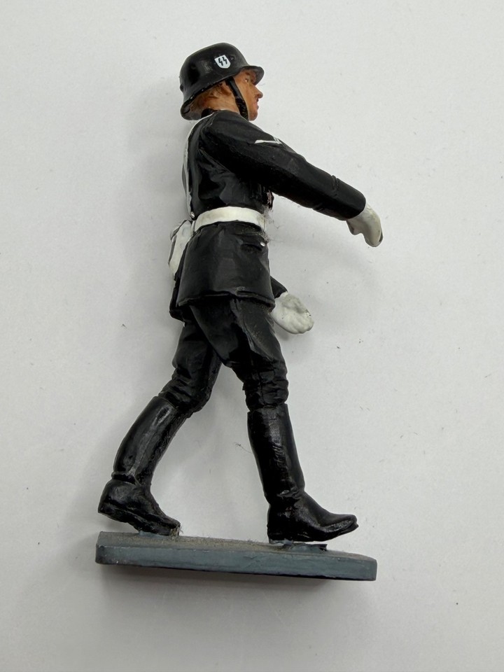 KING & COUNTRY GERMAN WW2 OFFICER MARCHING LEIBSTANDARTE SS 2003 ...