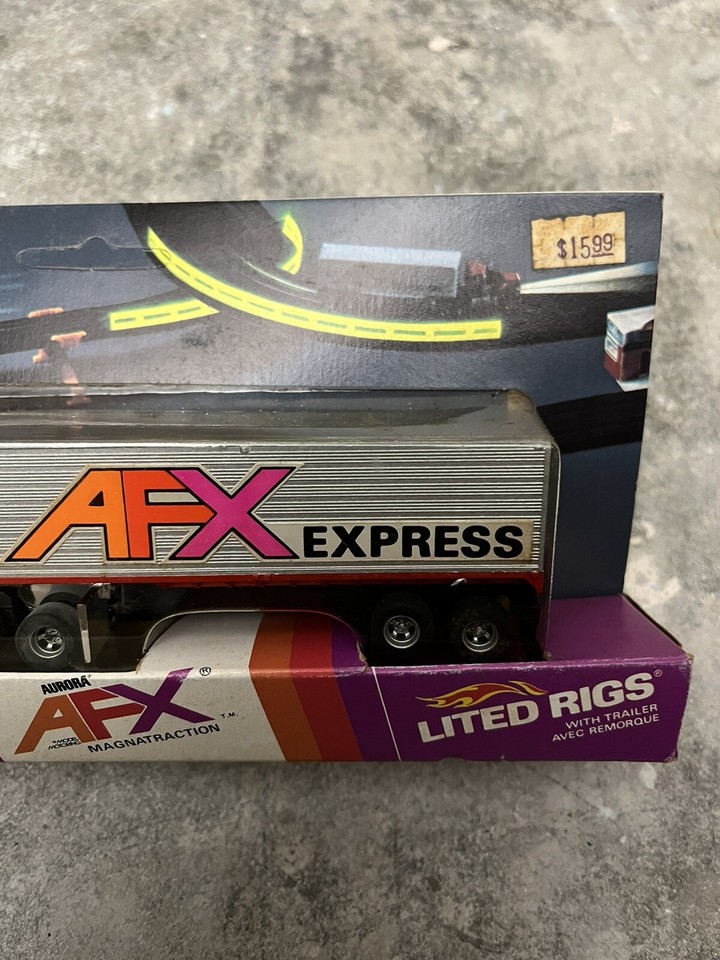 Aurora AFX Lited Rigs 1156 Peterbilt AFX Express Tractor Trailer HO ...
