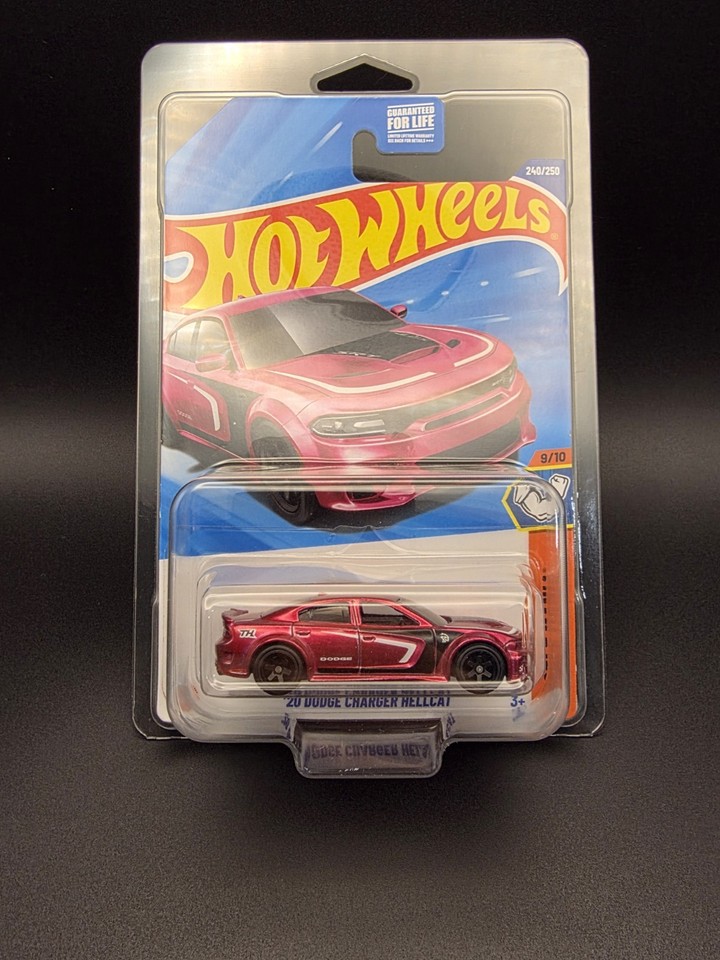 HOT WHEELS: ‘20 DODGE CHARGER HELLCAT *SUPER TREASURE HUNT* | eBay