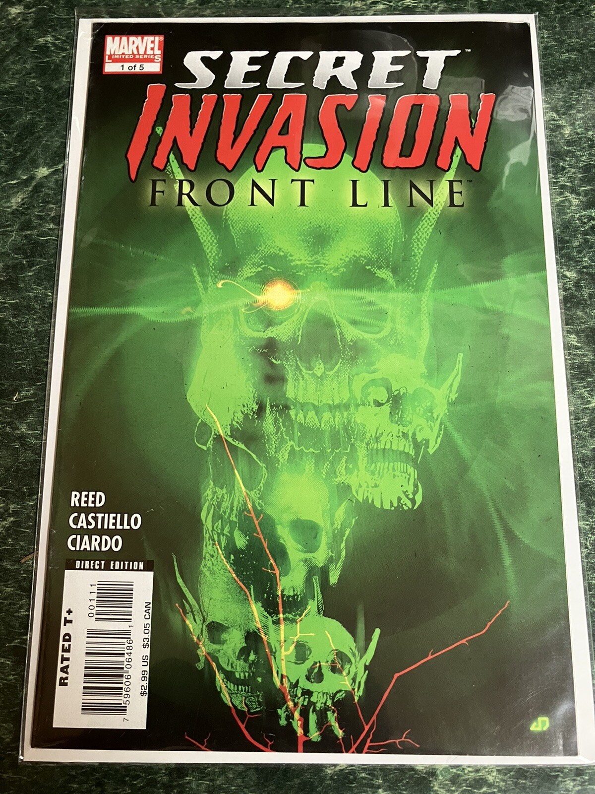 Secret Invasion Comic #1 Front Line Cover A First Print 2008 Reed ...