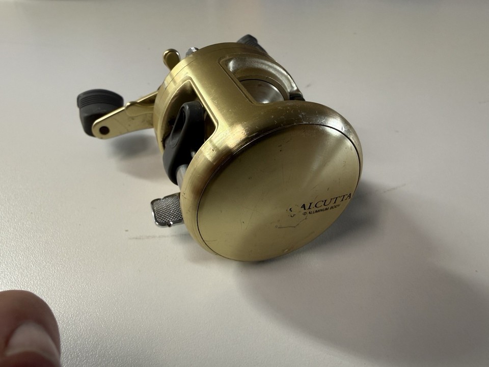 Shimano Calcutta 50 Baitcast Reel Super Free Gold Aluminum Black ...