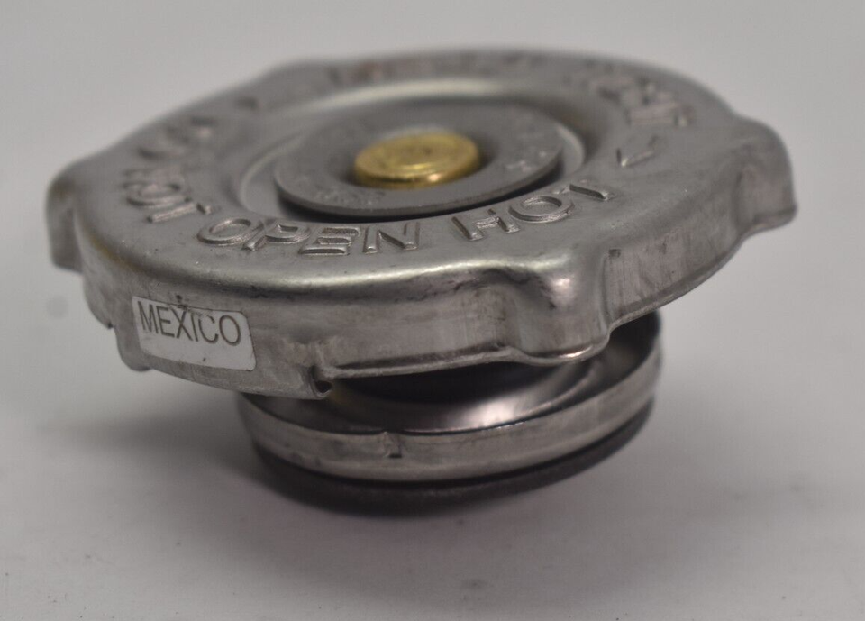 Radiator Cap 8933-000-866 14 PSI Vented fits Many Cummins Coach RV ...