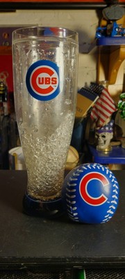 MLB, CHICAGO CUBS: 2 items. 10" plastic mug that can be frozen & Plush ...