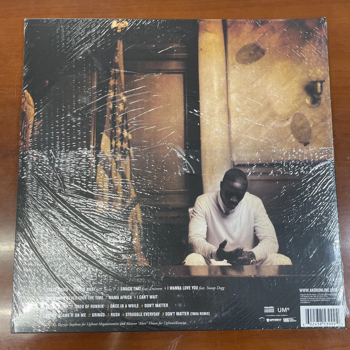 Akon Konvicted Deluxe