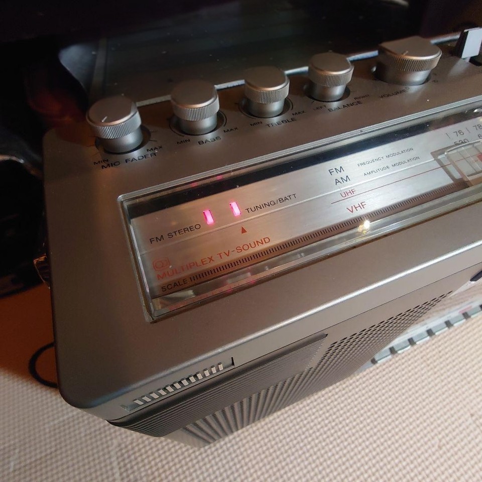 Sony CFS-V1 Zilba'P Stereo Radio Cassette Recorder FM/AM Tested ...