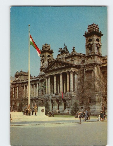 Postcard State Flag Kossuth Lajos Square Budapest Hungary | eBay