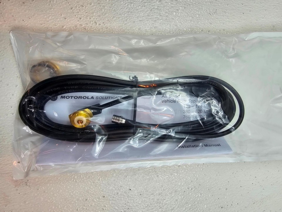 Motorola AN000131A02 All-Band VHF, UHF, 700/800 MHz Mobile Antenna Kit ...