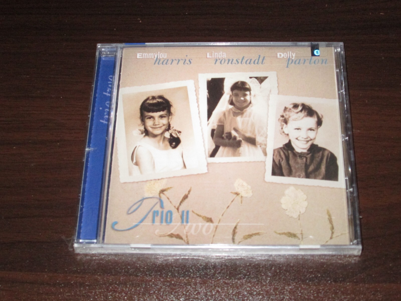 Trio II by Dolly Parton/Emmylou Harris/Trio (Country)/Linda Ronstadt ...
