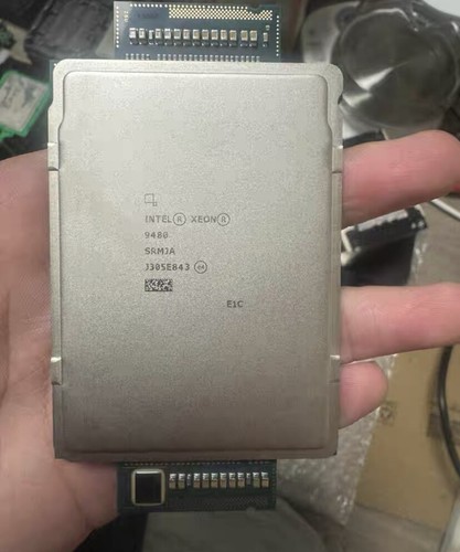 Intel Xeon Max 9480 56 Core CPU LGA4677 3.5GHz 64GB HBM SRMJA AI ...