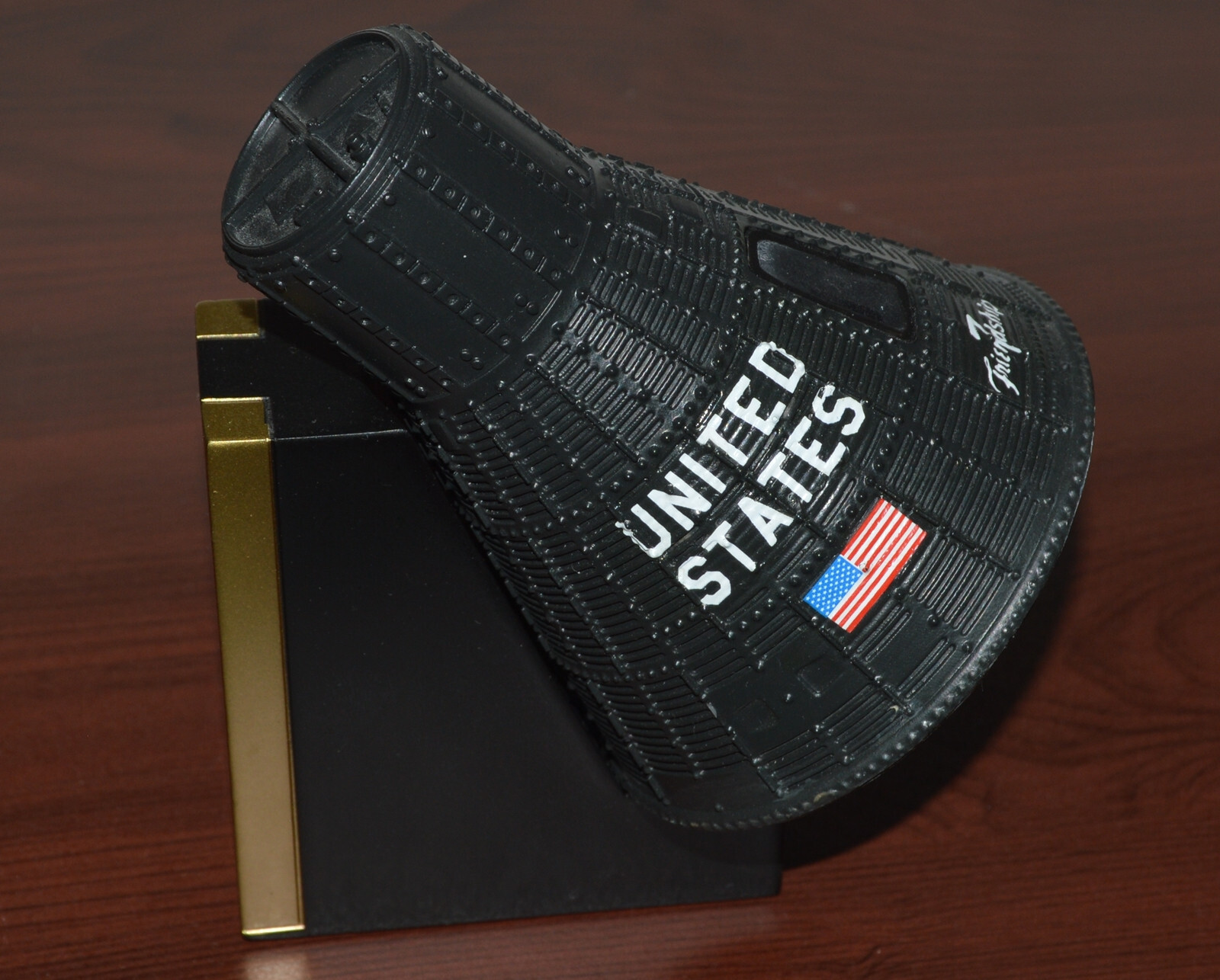 Daron Executive Series Model - Mercury Friendship 7 Spacecraft Capsule ...