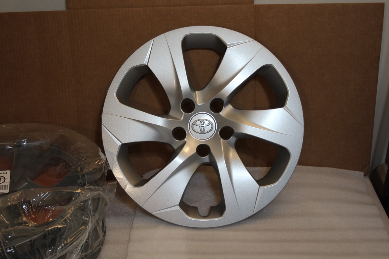 Hubcap Toyota Rav4 Refinished 42602-0R040 OEM 17" Wheel Cover 61186 19 ...