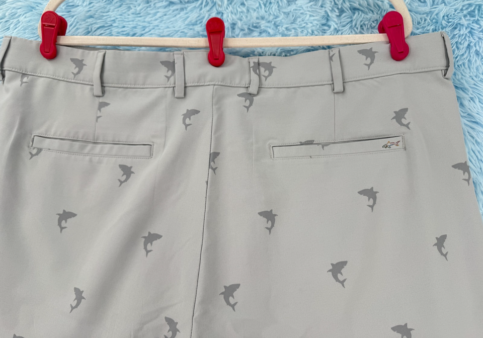 Greg Norman Golf Shorts Mens Golf Shorts Size 40 All Over Print Shark ...