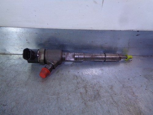 0445110614 INJECTEUR / BOSCH / 0445110614 / 4994010 POUR OPEL COMBO D 1 ...