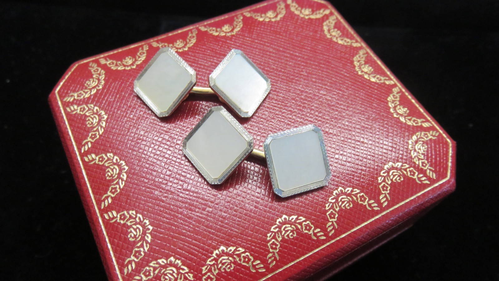CARTIER~14k Yellow Gold Platinum Border with Mother o… - Gem