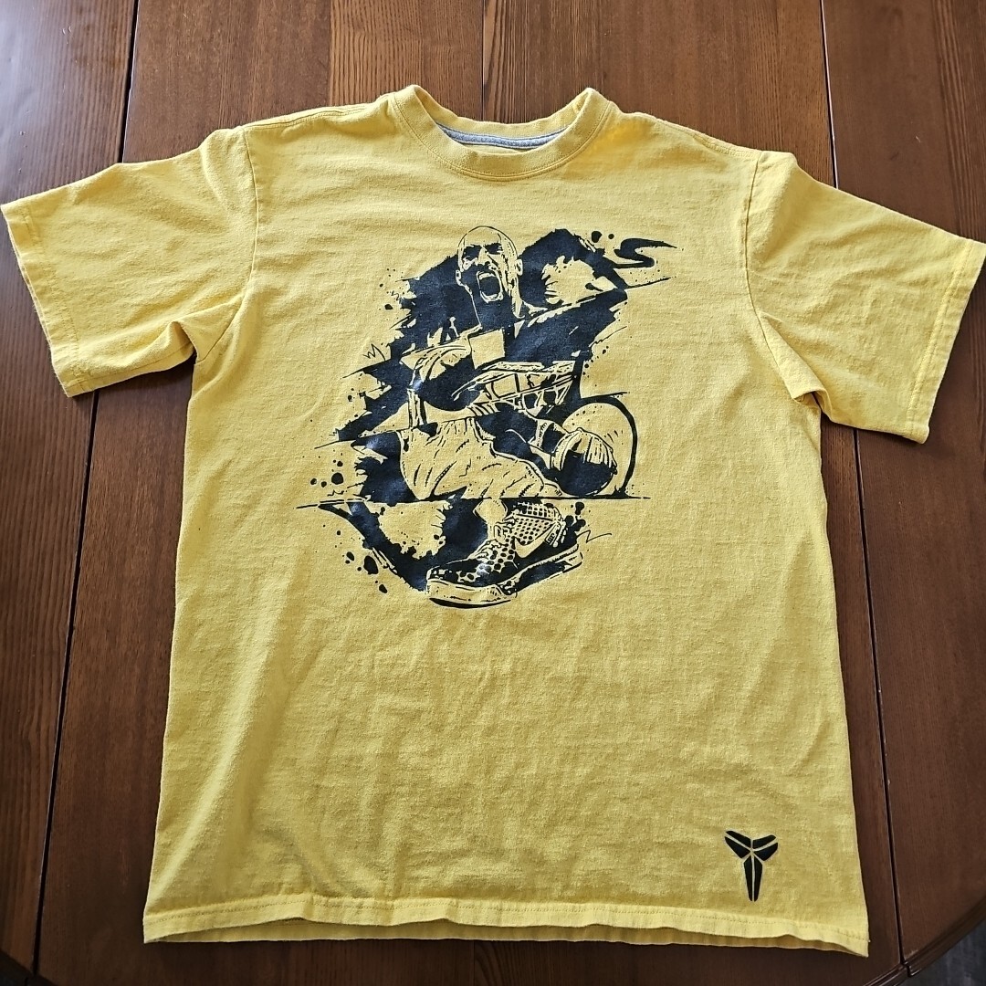 Nike Kobe Bryant Yellow Mamba Face T Shirt Youth XL M… - Gem