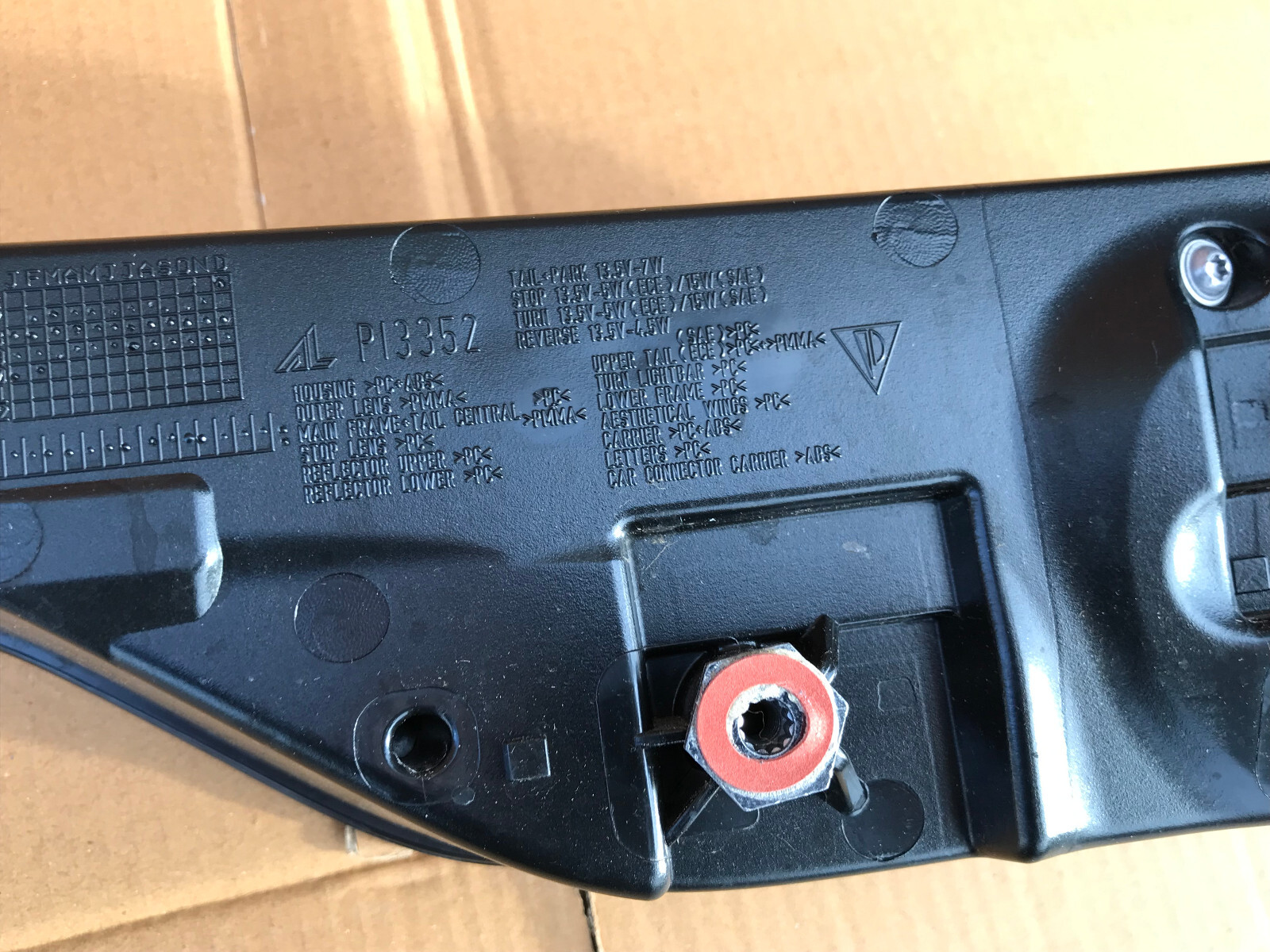 PORSCHE CAYENNE REAR TAILGATE BOOT LID LIGHT STRIP LAMP 2019-2023 ...