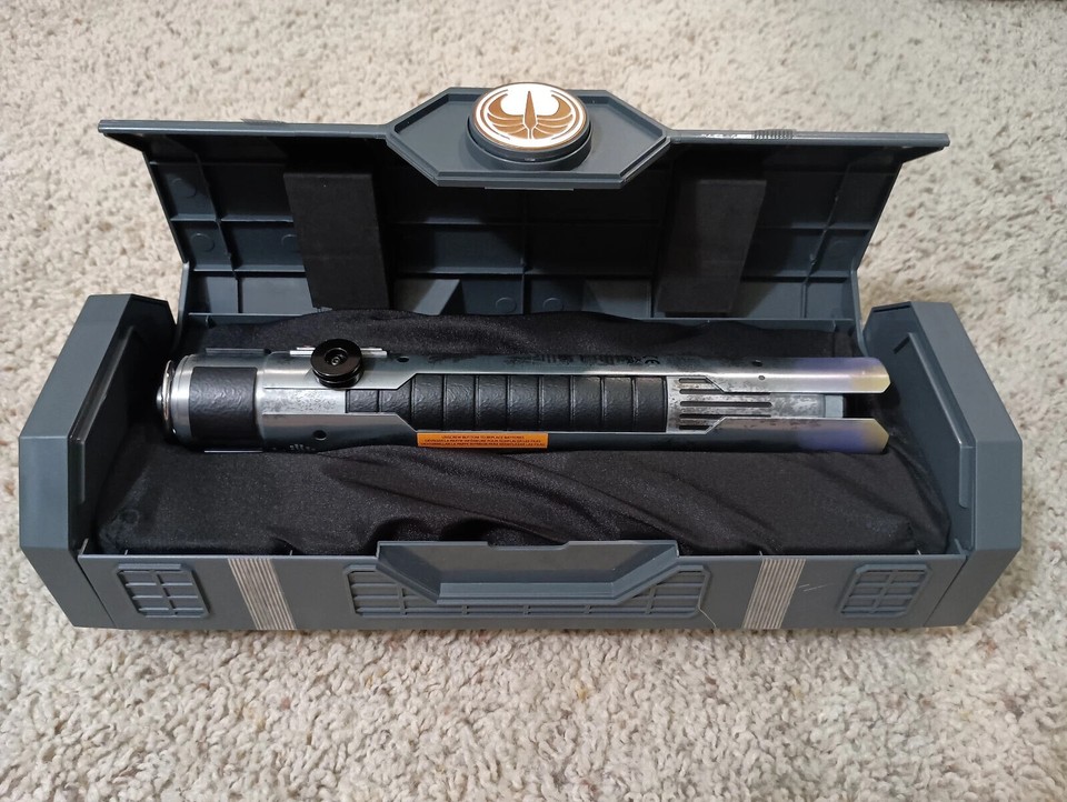 Star Wars Galaxy's Edge JEDI MASTER SOL ACOLYTE Legacy Lightsaber Hilt ...