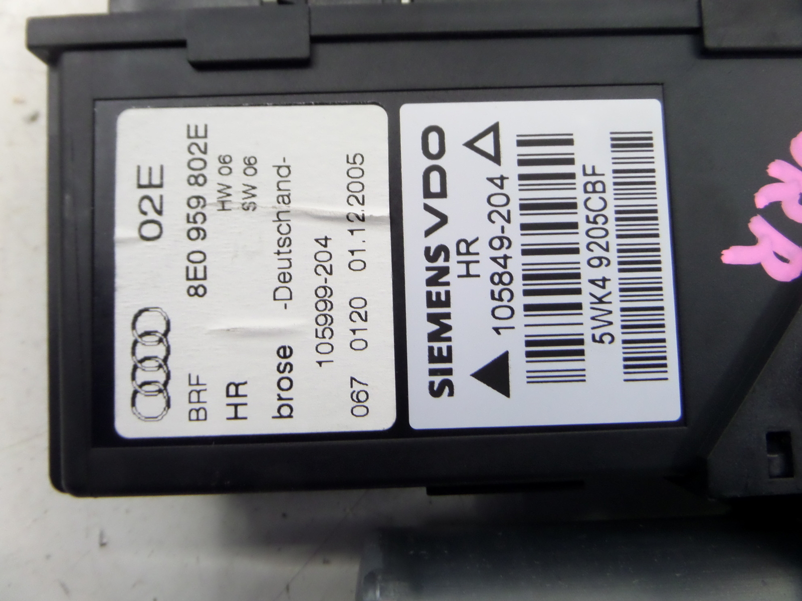 02-08 Audi B6 B7 A4 S4 Right Front Window Motor OEM 8E0 959 802 E #:328 ...