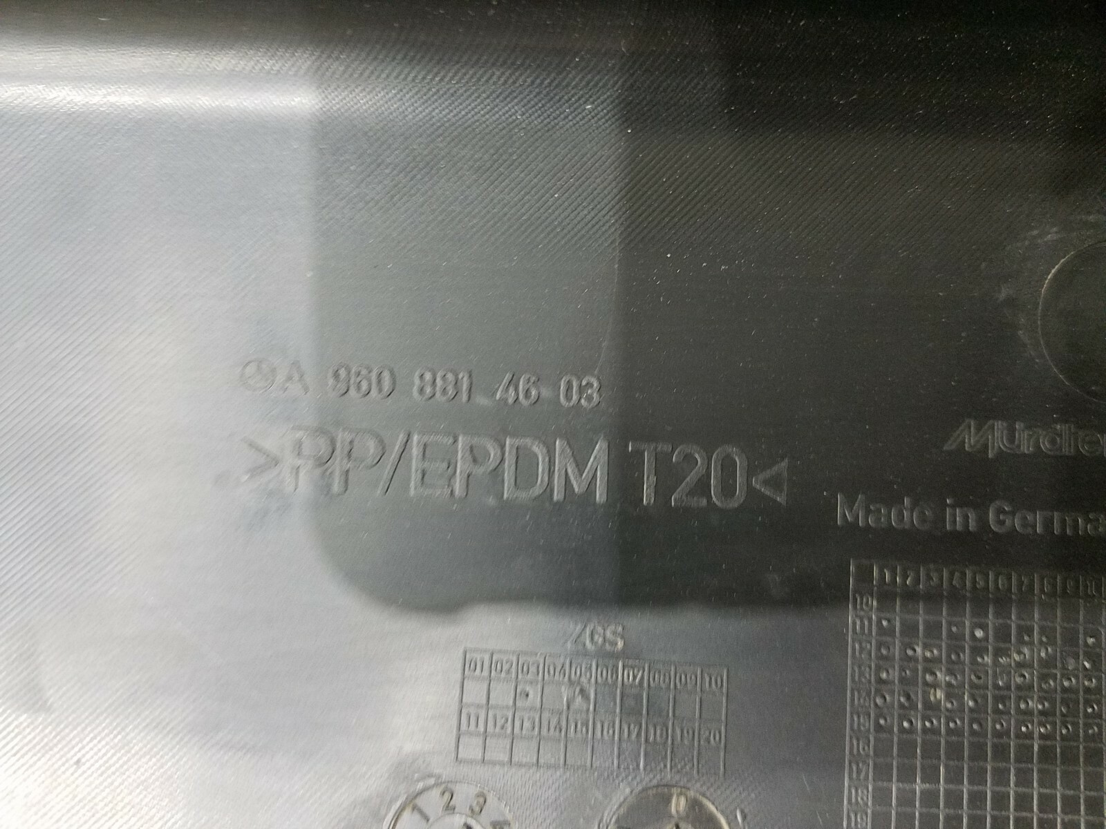 MERCEDES-BENZ ACTROS MP4 1845 L Front Right Inner Fender Lining ...