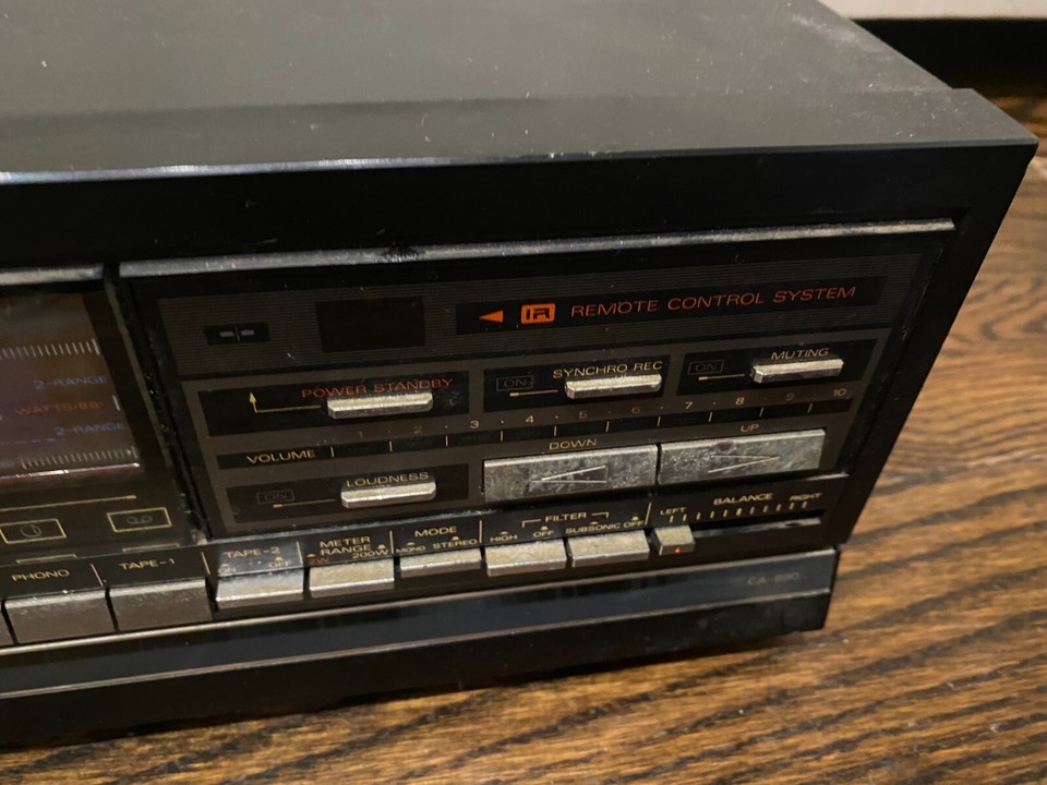 Fisher CA-890 Integrated Stereo Amplifier & Double Reverse Cassette ...