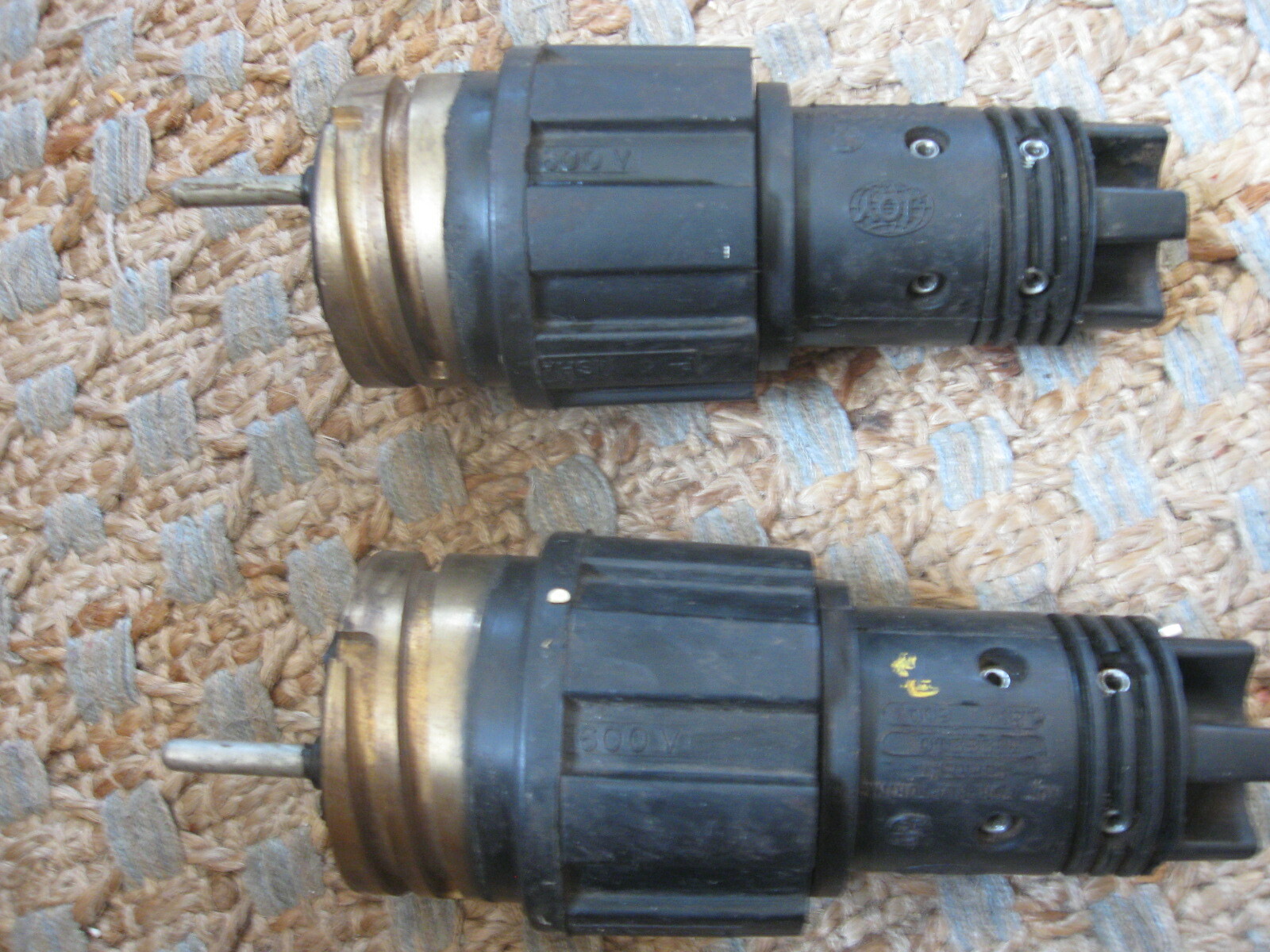 Joy Eaton Crouse Quik Lok 600V Heavy Duty Plug receptacle X8344-4d / P ...